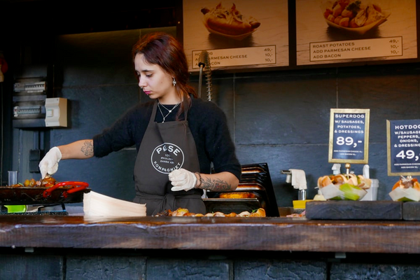 10 Challenges Restaurants Face and How to Solve Them